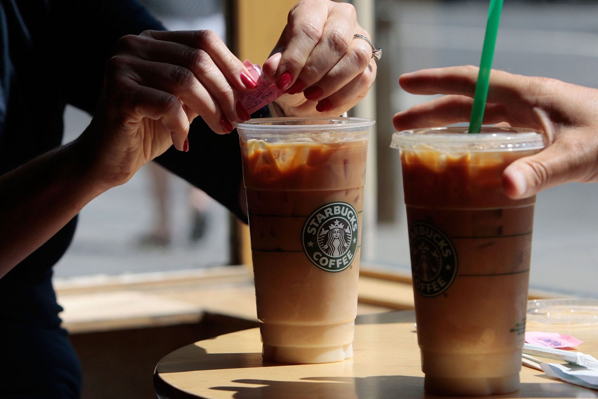 Starbucks Tall Vs Grande: Which One Should I Order? - Deskgram